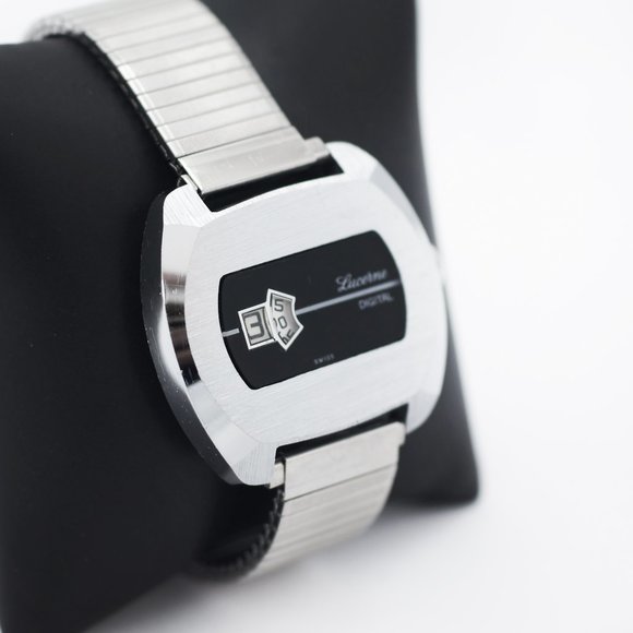 Lucerne | Accessories | Lucerne Digital Swiss Jump Hour Vintage Watch ...